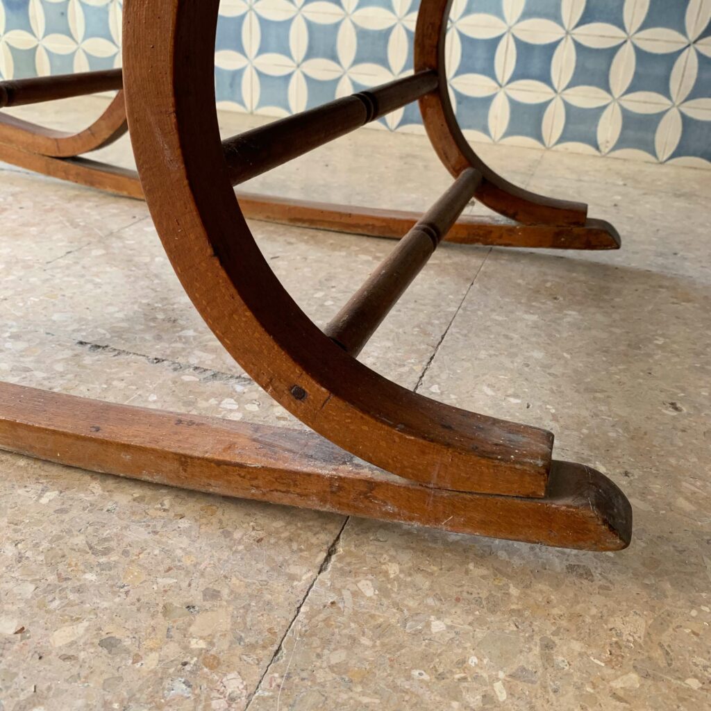 Mecedora estilo thonet con tapizado de skay verde | Reciclandoenelatico